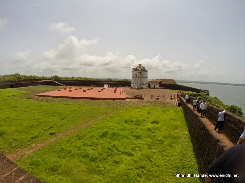 Fort Aguada, Goa in Pictures - eNidhi India Travel Blog