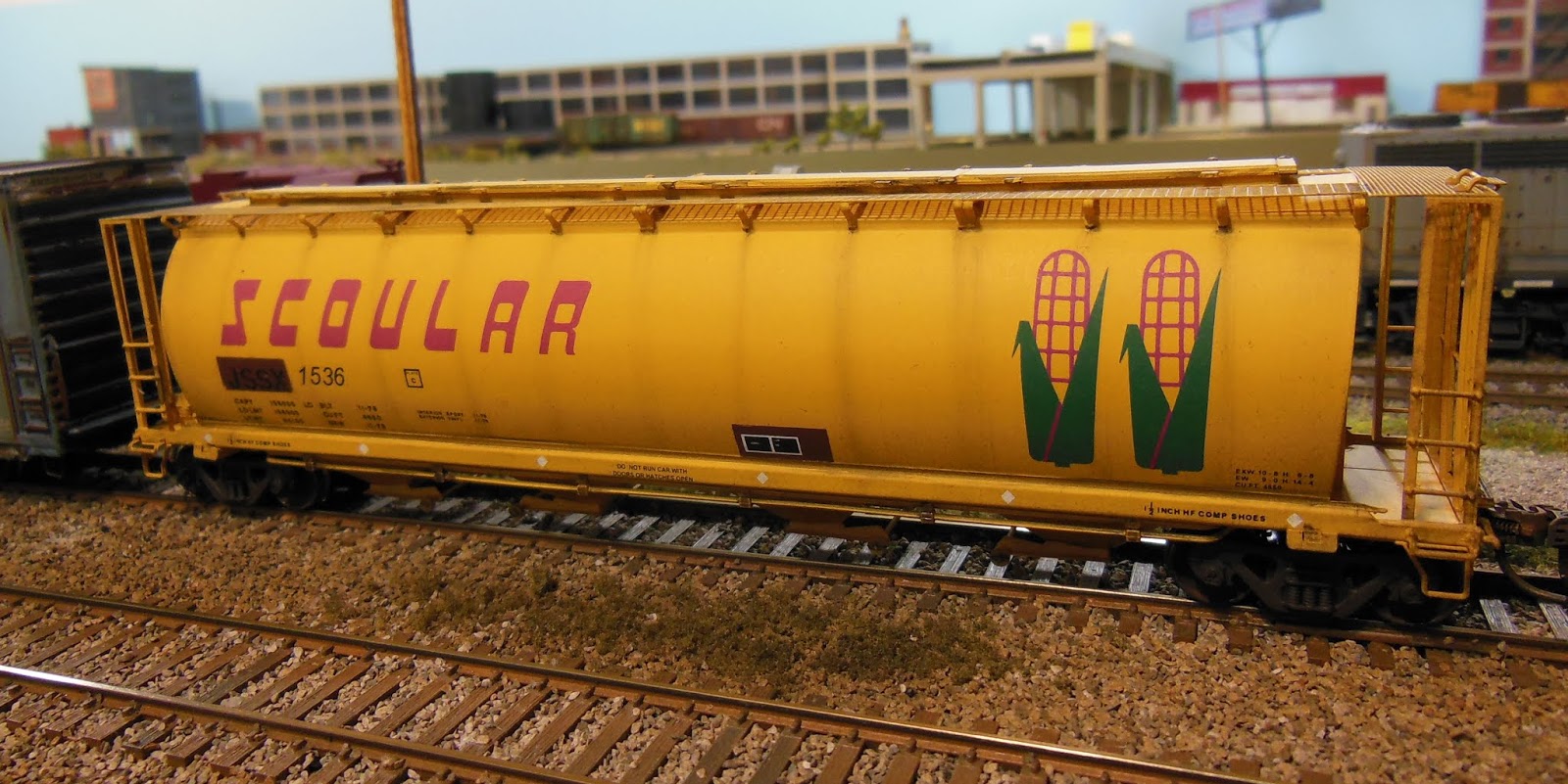 JSSX Railway: SCOX Covered Hopper...well, ex SCOX now.