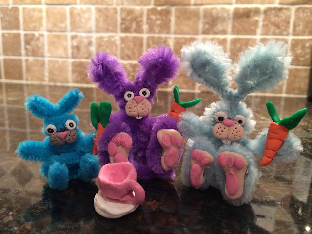 smART Class: Fuzzy creatures! Crafting with Chennile stems and clay!!