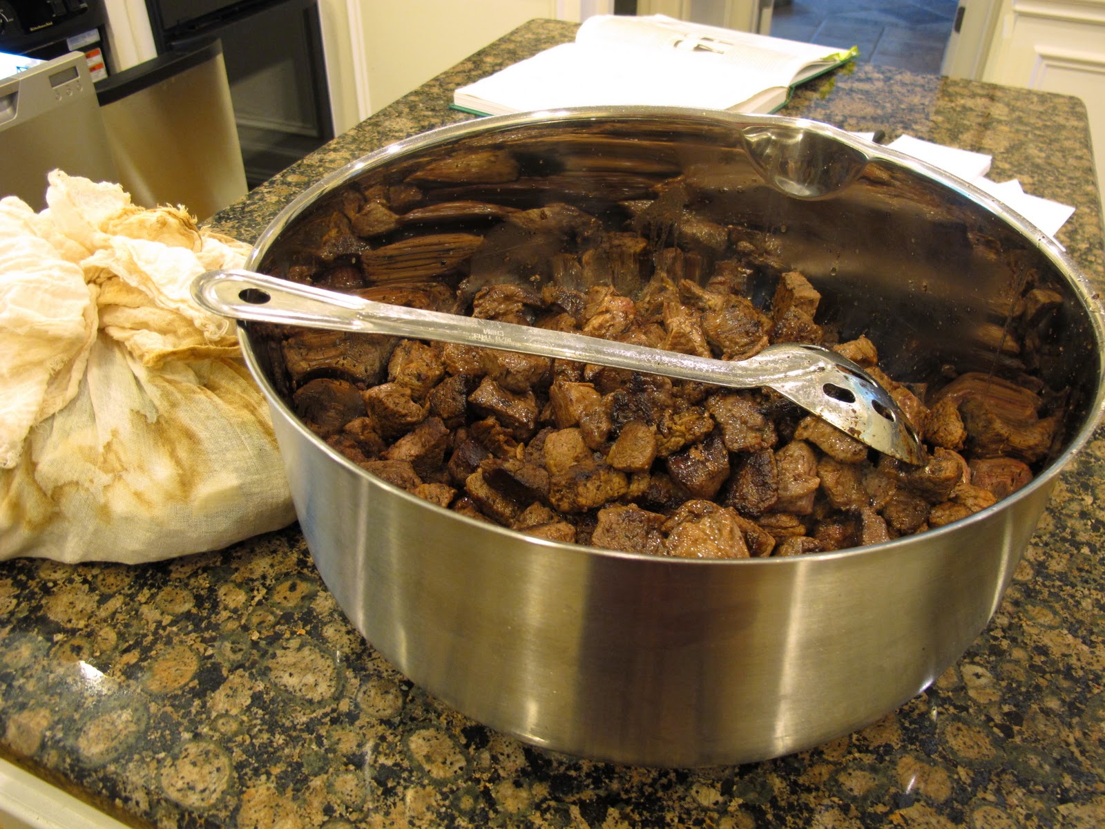 Magnolia Cooks: Boeuf Bourguignon