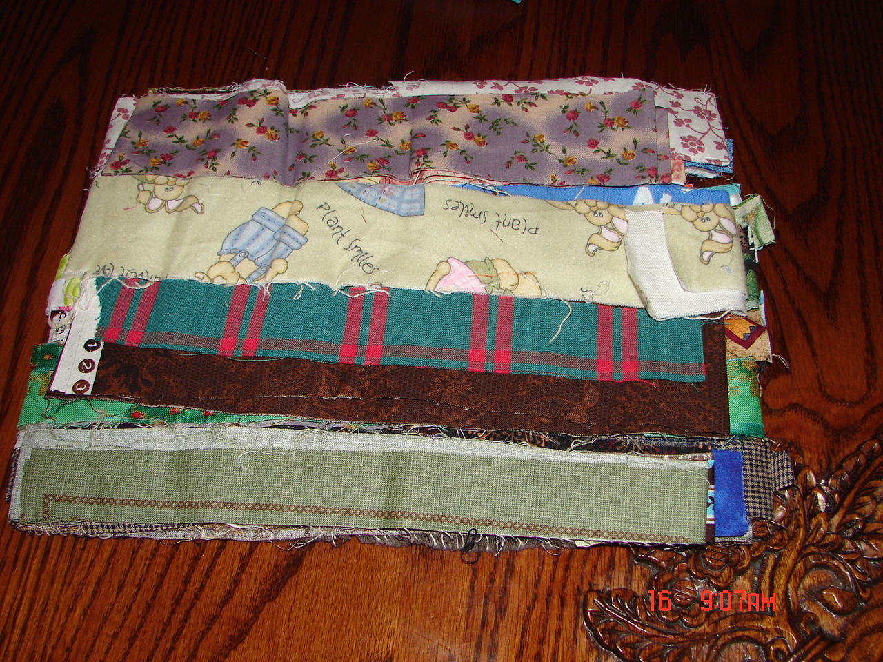 JulieKQuilts: Brimming over with happy!! It all began with a little ...