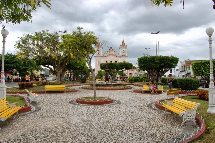 SERGIPE EM FOTOS: Praça no Município de Neópolis