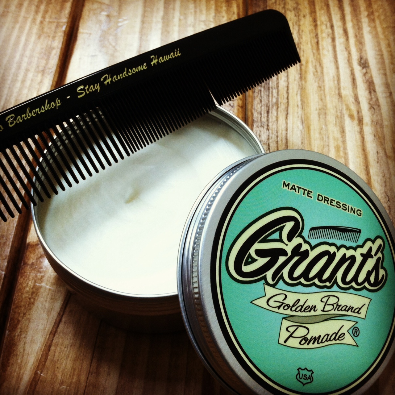 Pomade VS Gel Rambut. Mana Lebih Baik? - NORTH BORNEO BLOG