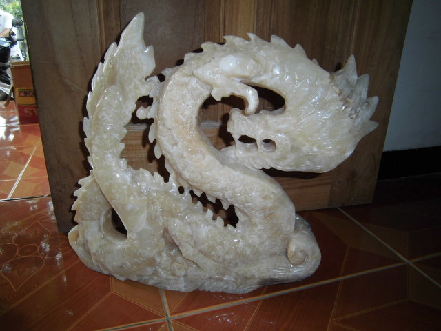 PRASASTI MARMER-SENI LETTER: PATUNG ONIX NAGA.KONON MASIH TERKAIT ...