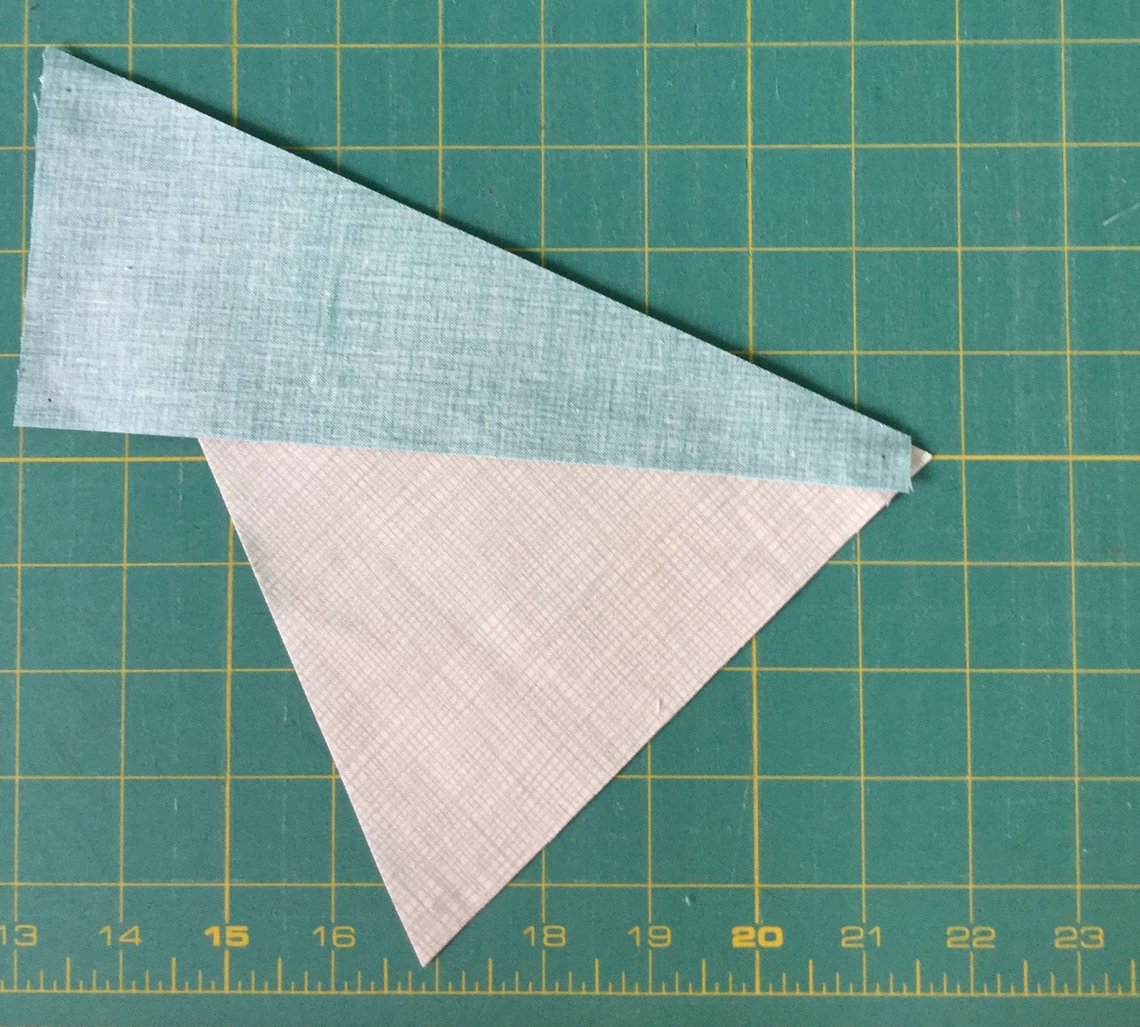 Mack and Mabel: Triangle Baby Quilt Free Pattern