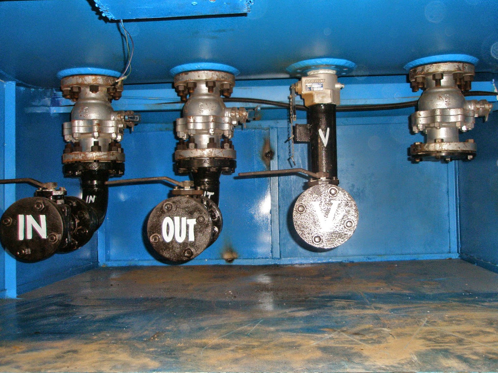 Pressure Vessel: LPG Bowzer Valve Internal