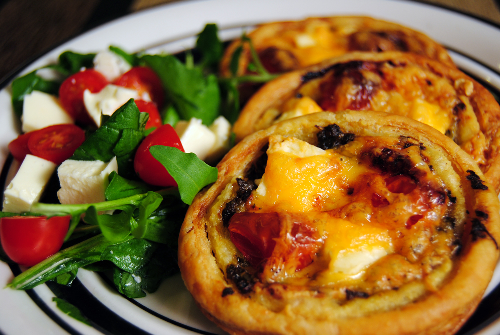 completely cooked: pesto puff pastry snacks