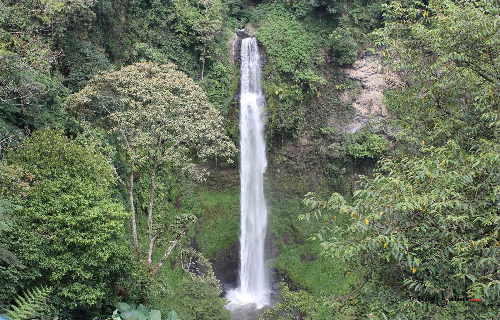 Curug Cimahi, Obyek Wisata Favorit di Bandung dan Jawa Barat | KodesJabar