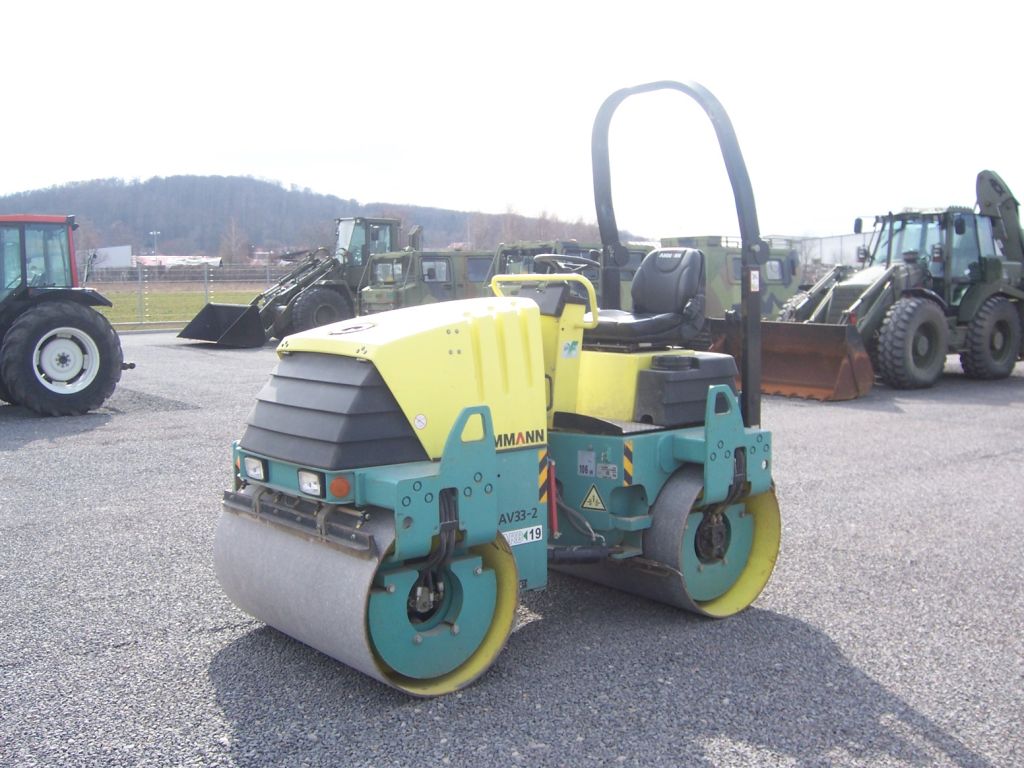 Cilindru compactor AMMANN AV 33 3.4tone Second Hand