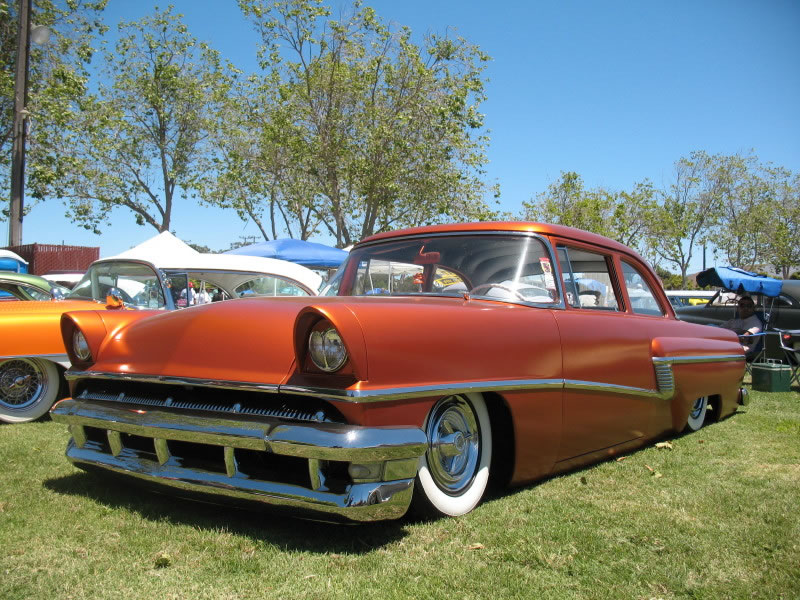 Kustomkat Speed and Style: Clean 56 Mercury......