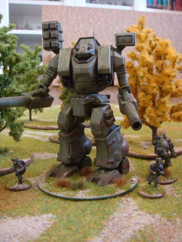 plastic general: painted mech