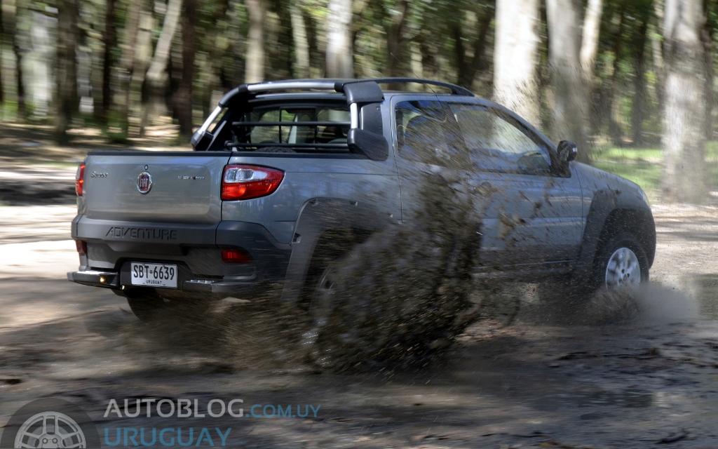 Prueba: Fiat Strada Adventure Locker Cabina Doble 1.6 : Autoblog ...