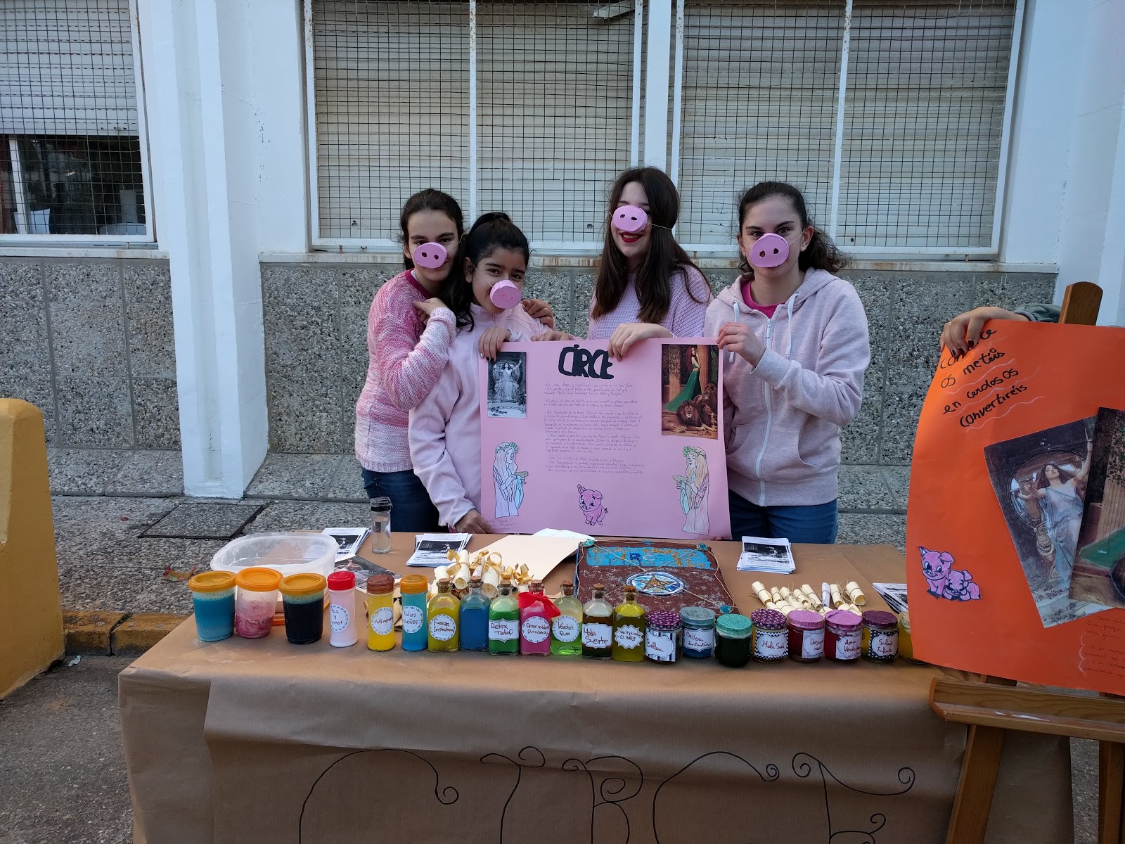 Con letras: II FERIA DE MAGIA EN EL IES JOSÉ CADALSO