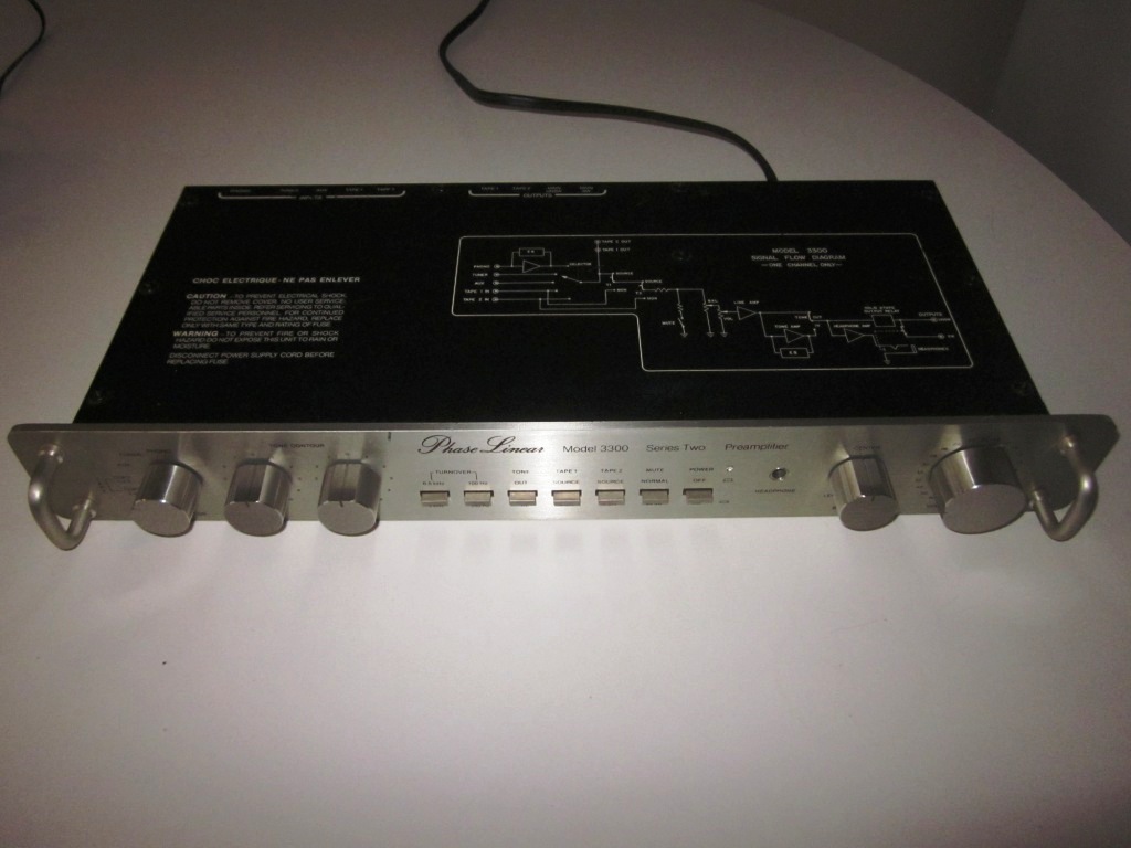 Speakerholic: Phase Linear Model 3300