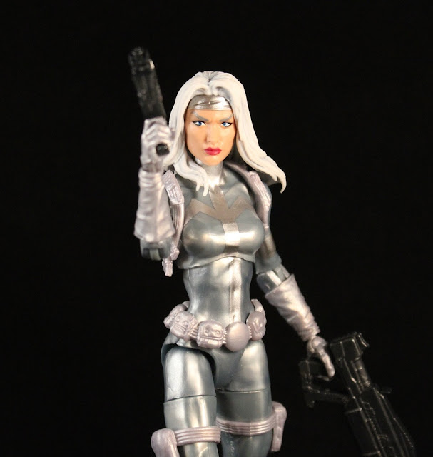 She's Fantastic: Marvel Legends - SILVER SABLE!
