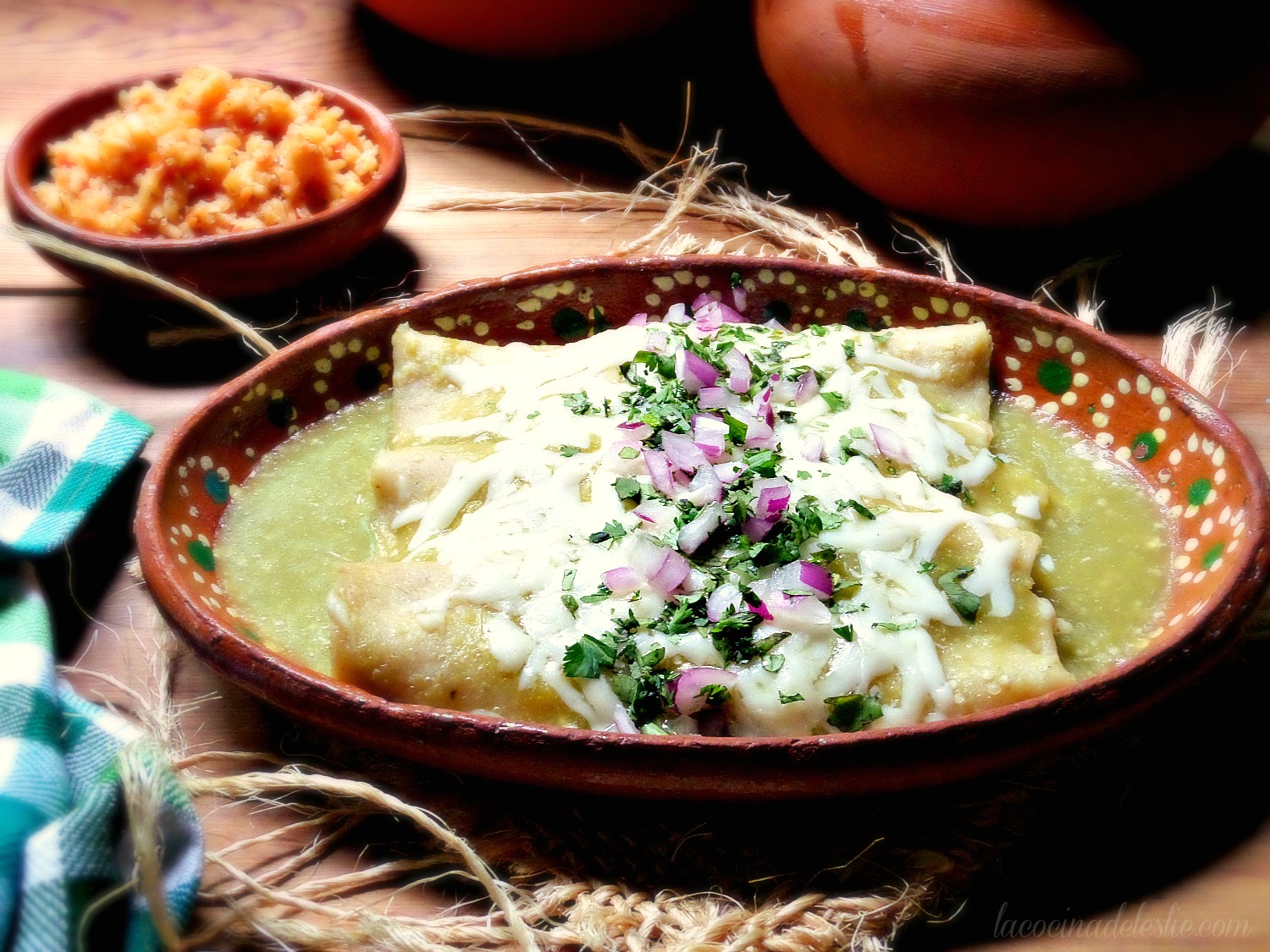 Entomatadas Verdes (Mild Green Enchiladas) #MeatlessMonday - La Cocina ...