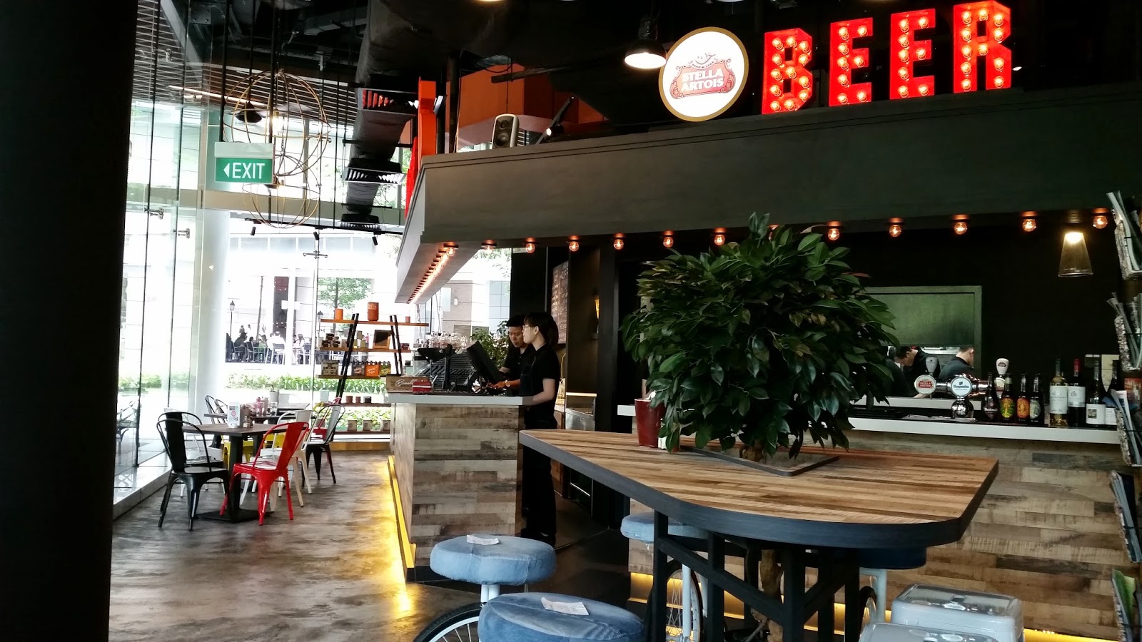 Food Review: Bodacious Bar and Bistro