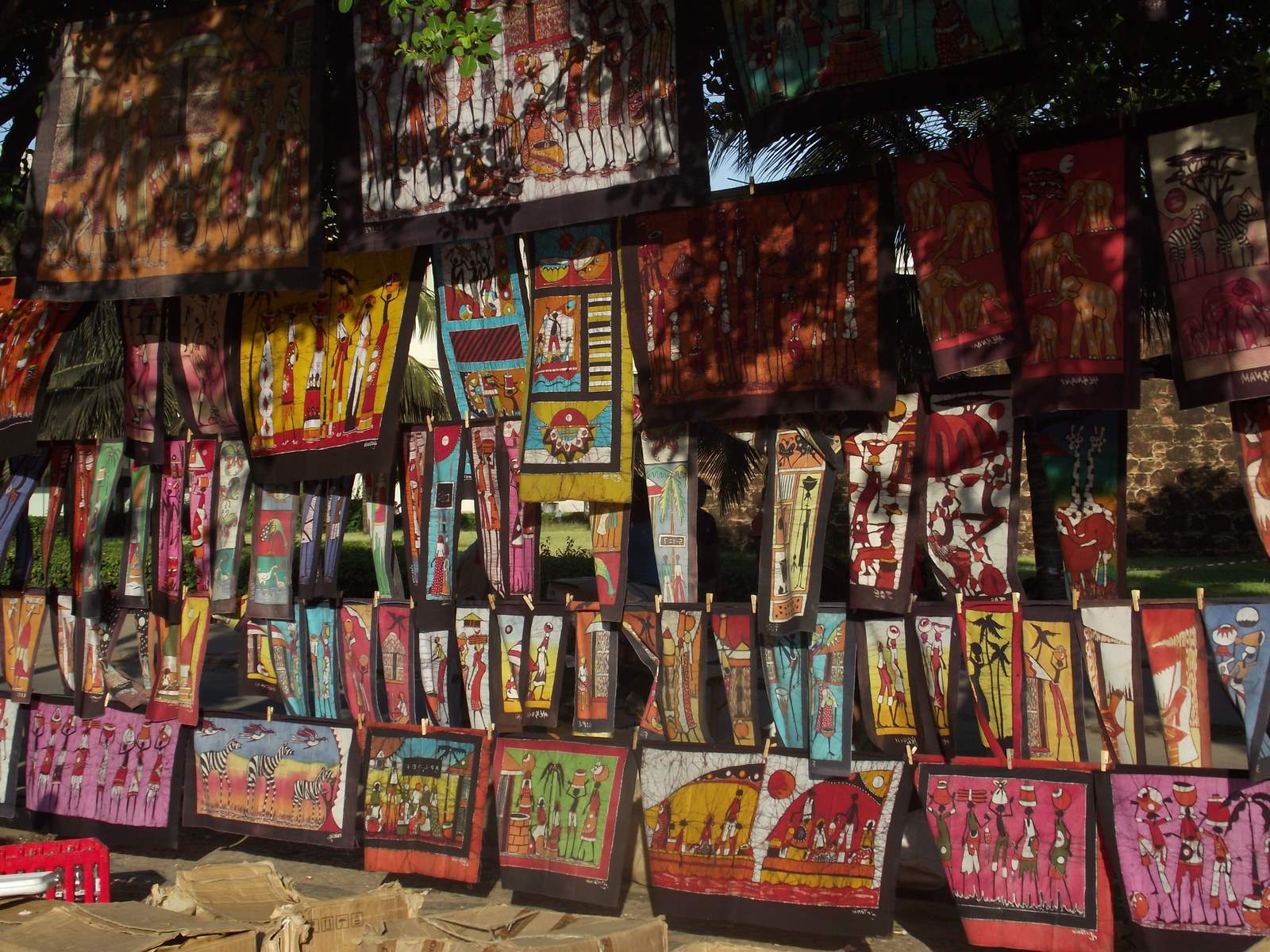 GREEN MUNTU: Batique