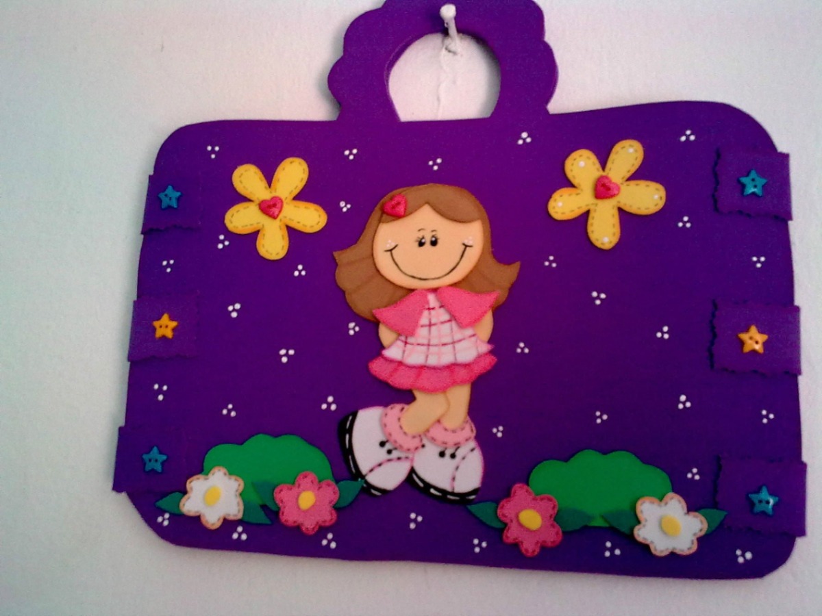 TODO SOBRE MANUALIDADES Y ARTESANÍAS: MANUALIDADES DE FOMI