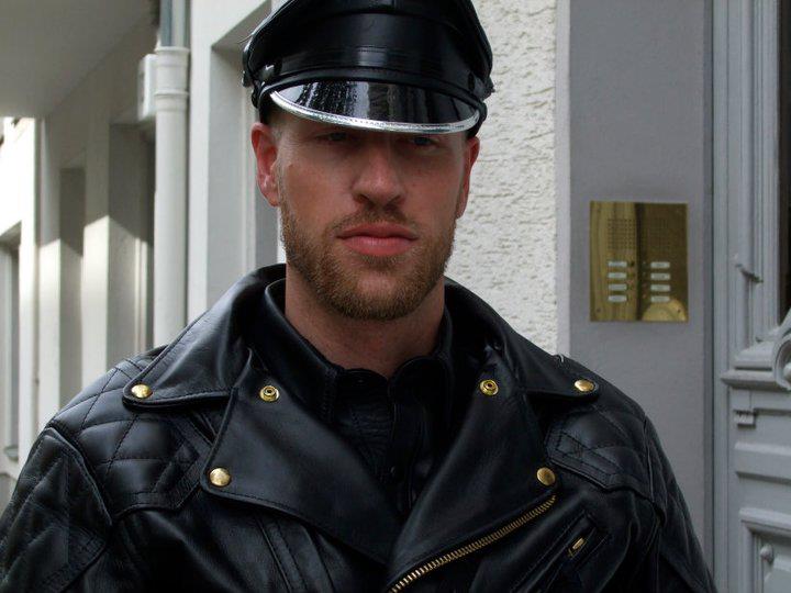 Gay Porn Daddy Fucks Sales Man Centuryvlero
