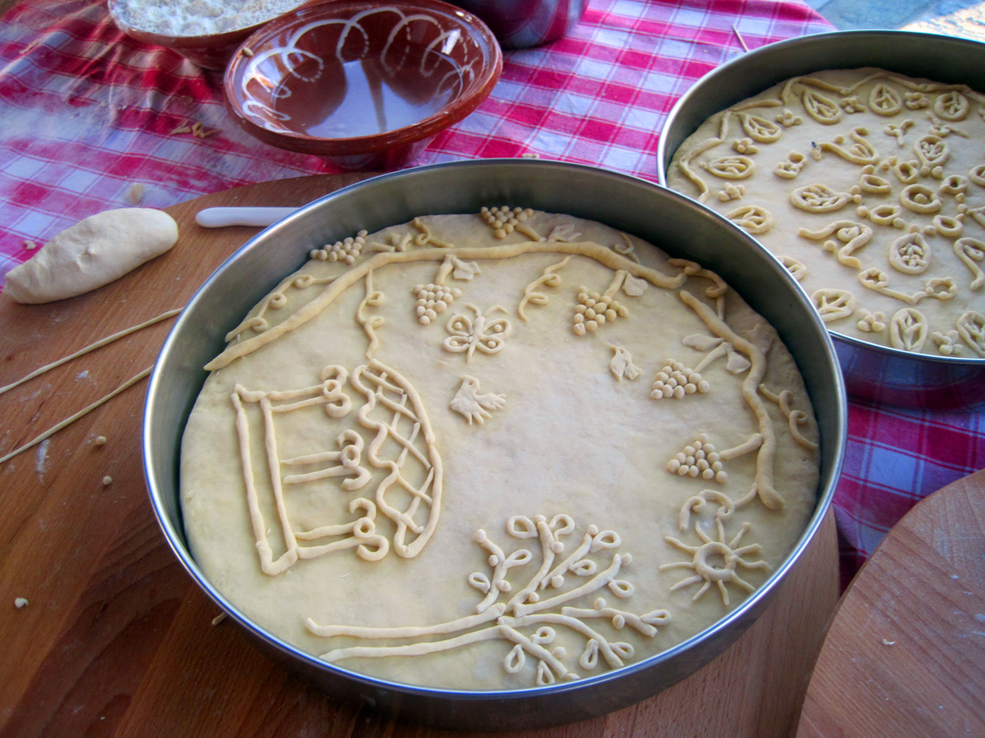 A Rolling Crone: Wedding Bread as Folk Art?