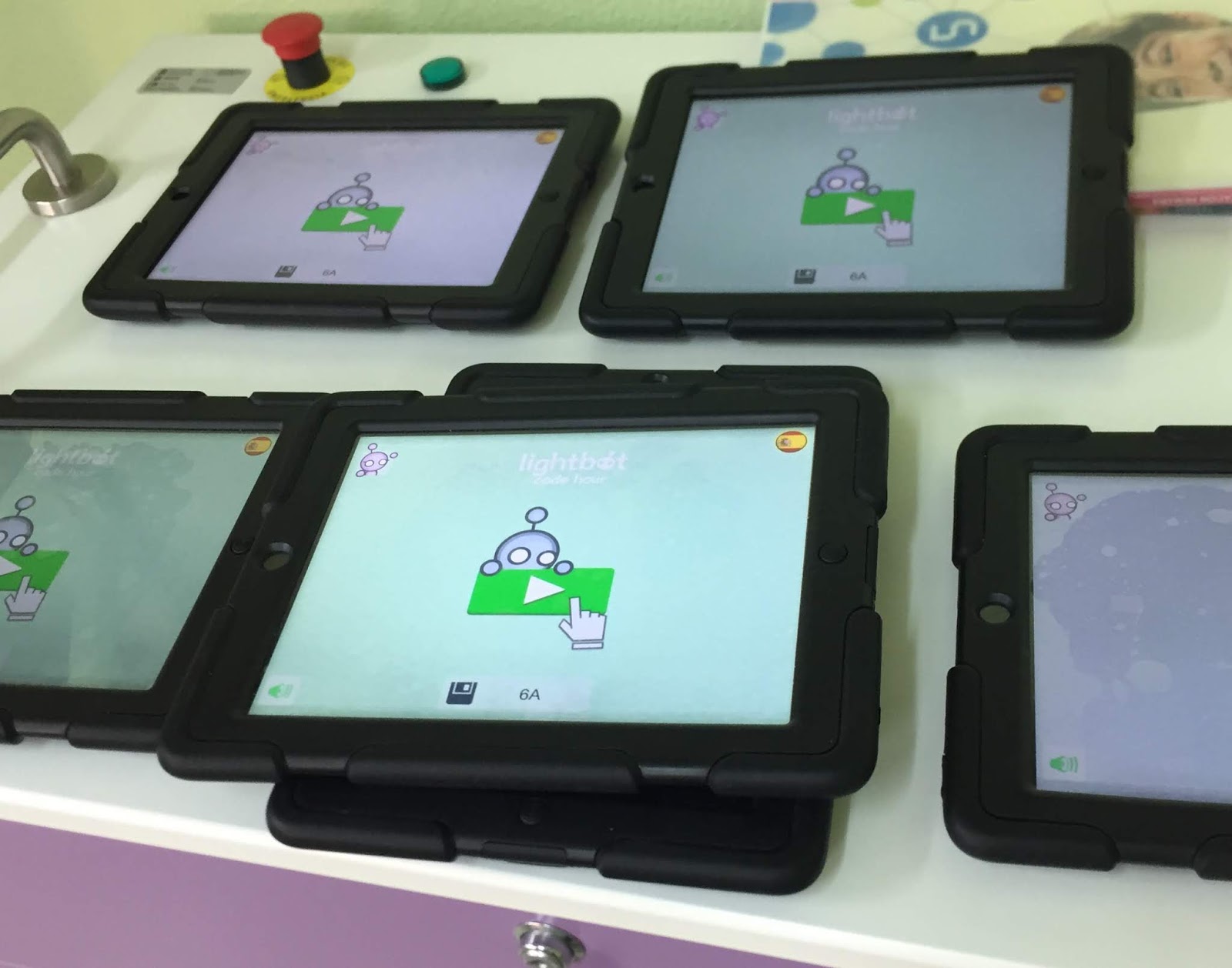 Comandos y funciones con LightBot.