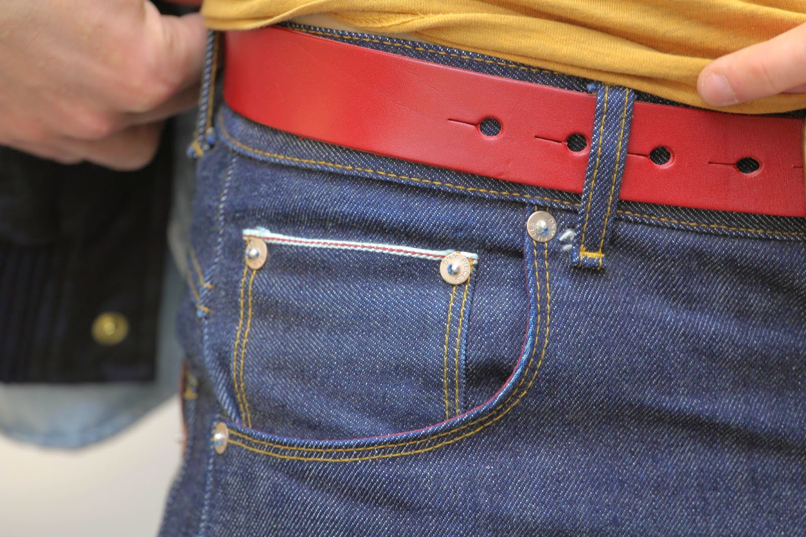 Banque de Données Mode: Détails de Jupe