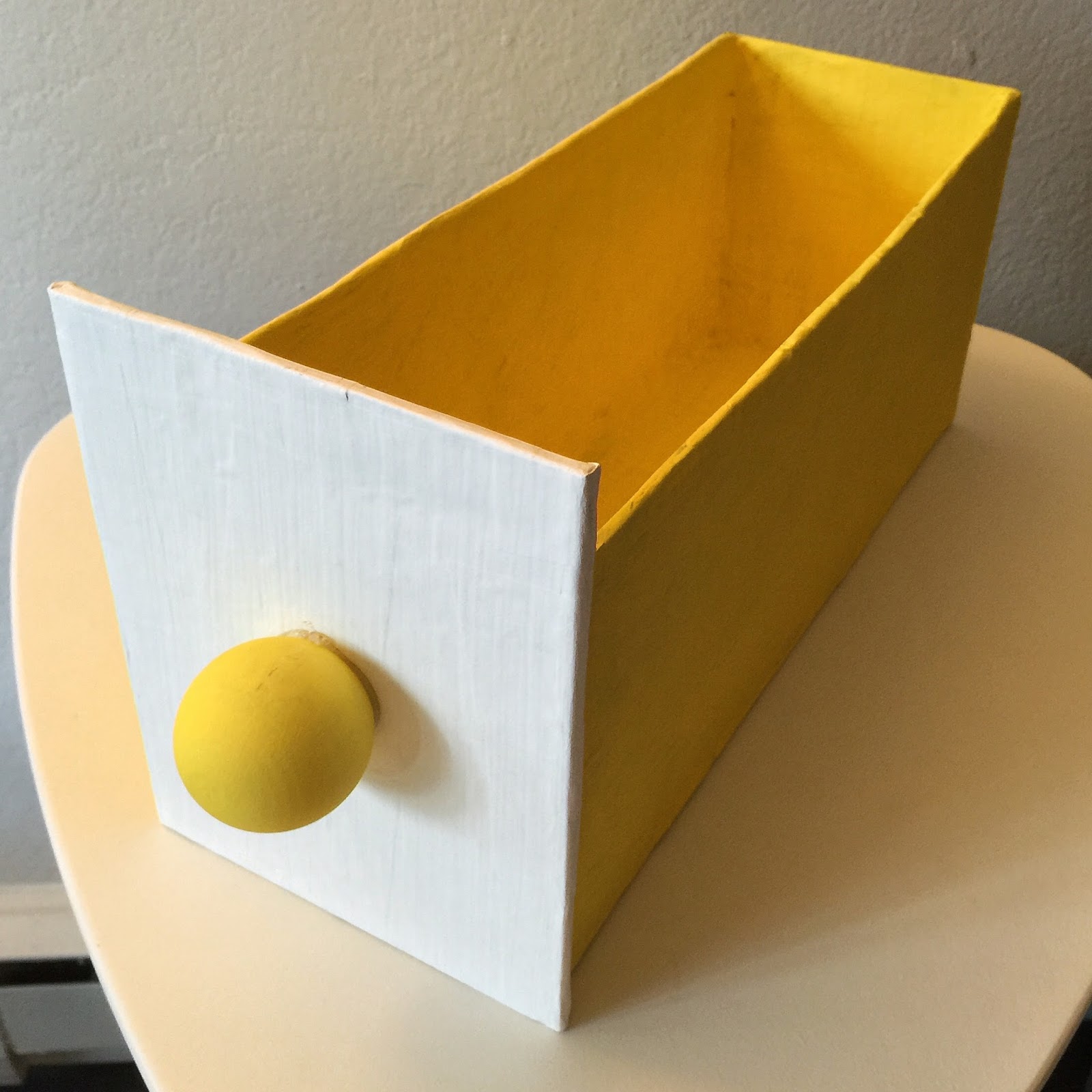 DIY: Cardboard night stand and charging station