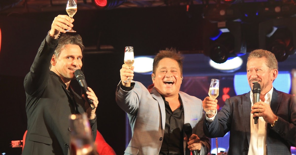 Cantor Leonardo e ator Murilo Rosa prestigiam festa de 20 anos do Grupo ...