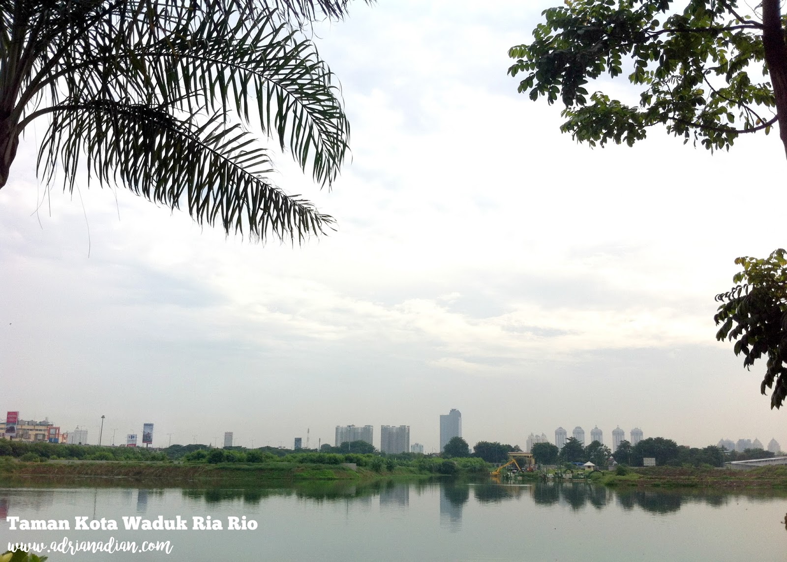 Perayaan Hari Kartini di Taman Kota Waduk Ria Rio