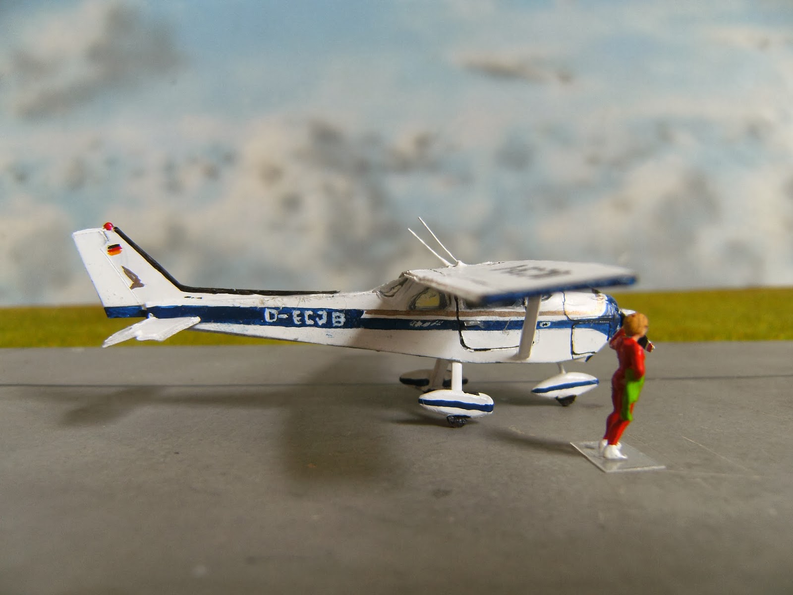 Happyscale-Modellbau: Cessna 172 Skyhawk - papermodel 1/72