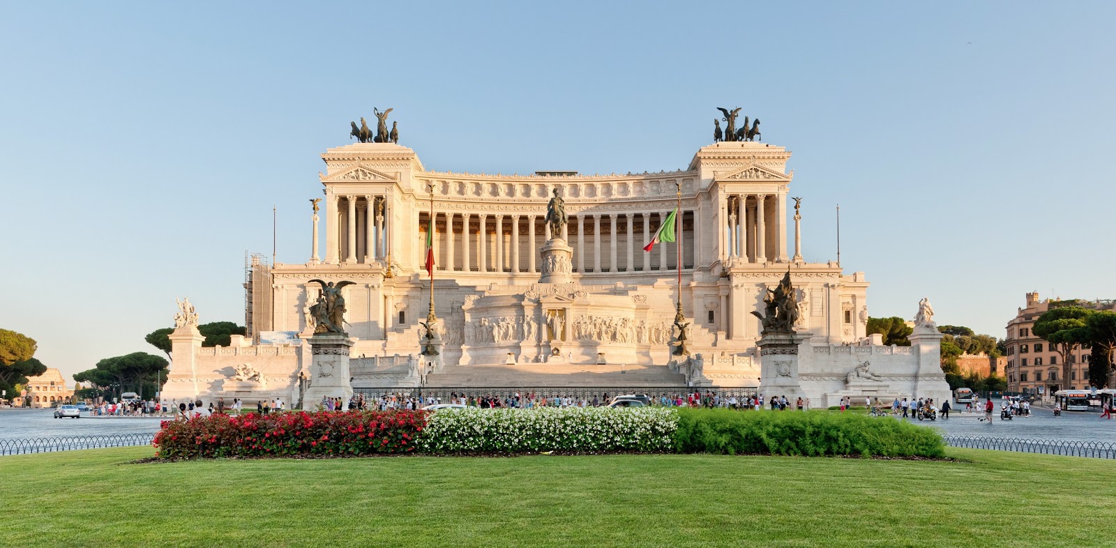 italy: Στις πόλεις της Ιταλίας ελάχιστα σημαντικό είναι το να ...