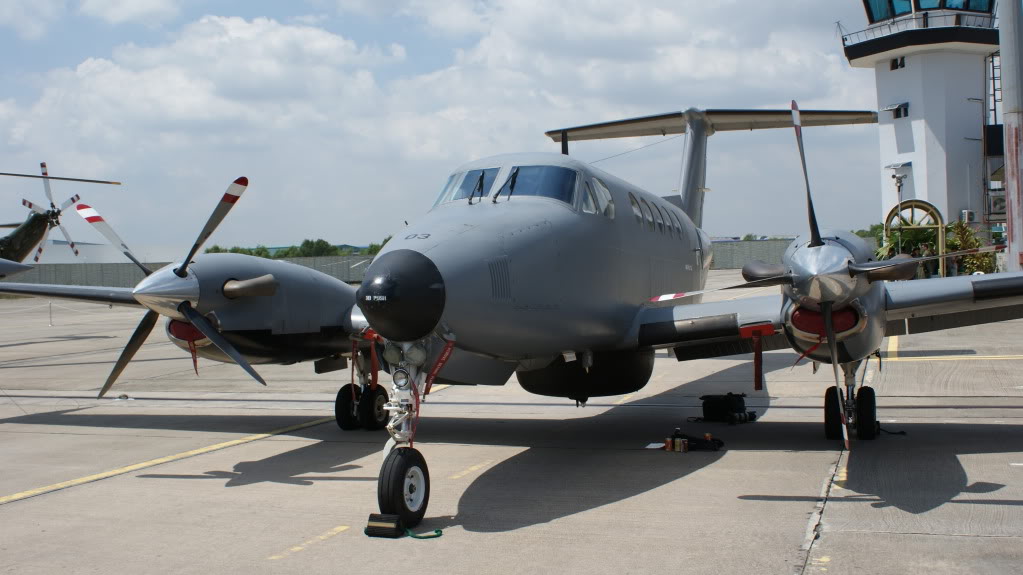 DEFENSE STUDIES: Beechcraft B200T TUDM Digantung Operasi