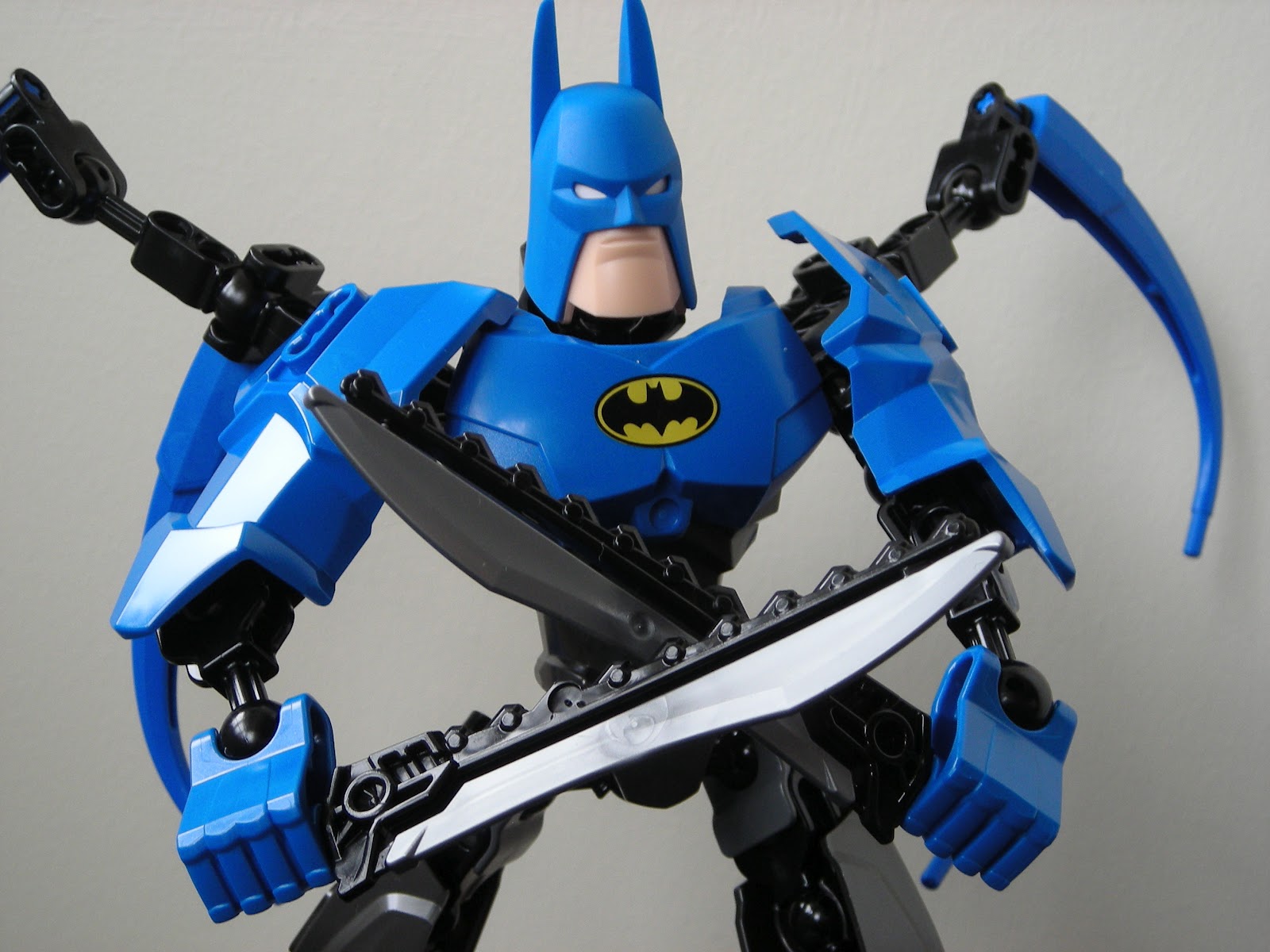 My Shiny Toy Robots: Toybox REVIEW: LEGO DC Universe Super Heroes Batman