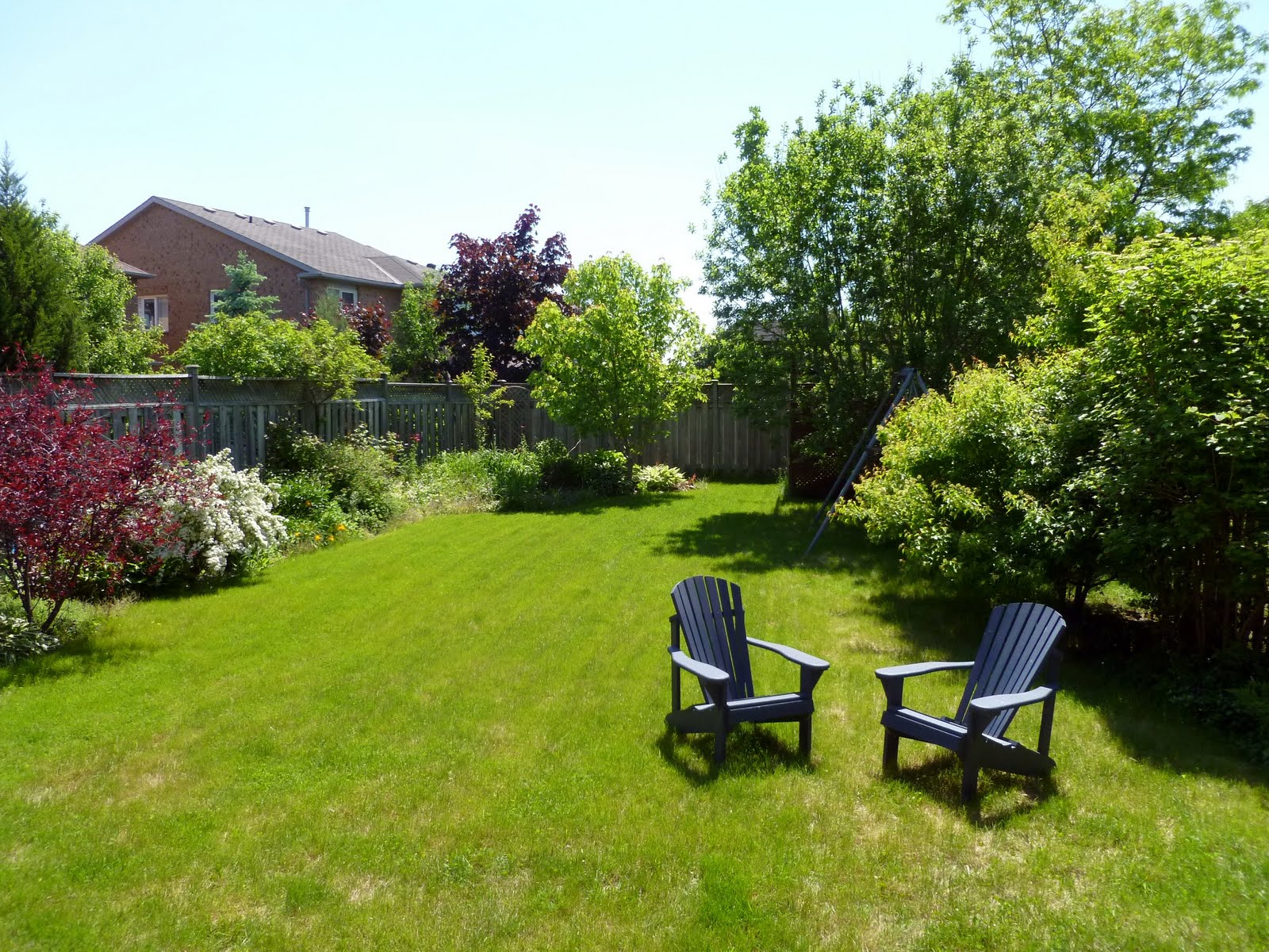 Sense and Simplicity: Three Tips for Landscaping a New Subdivision Garden