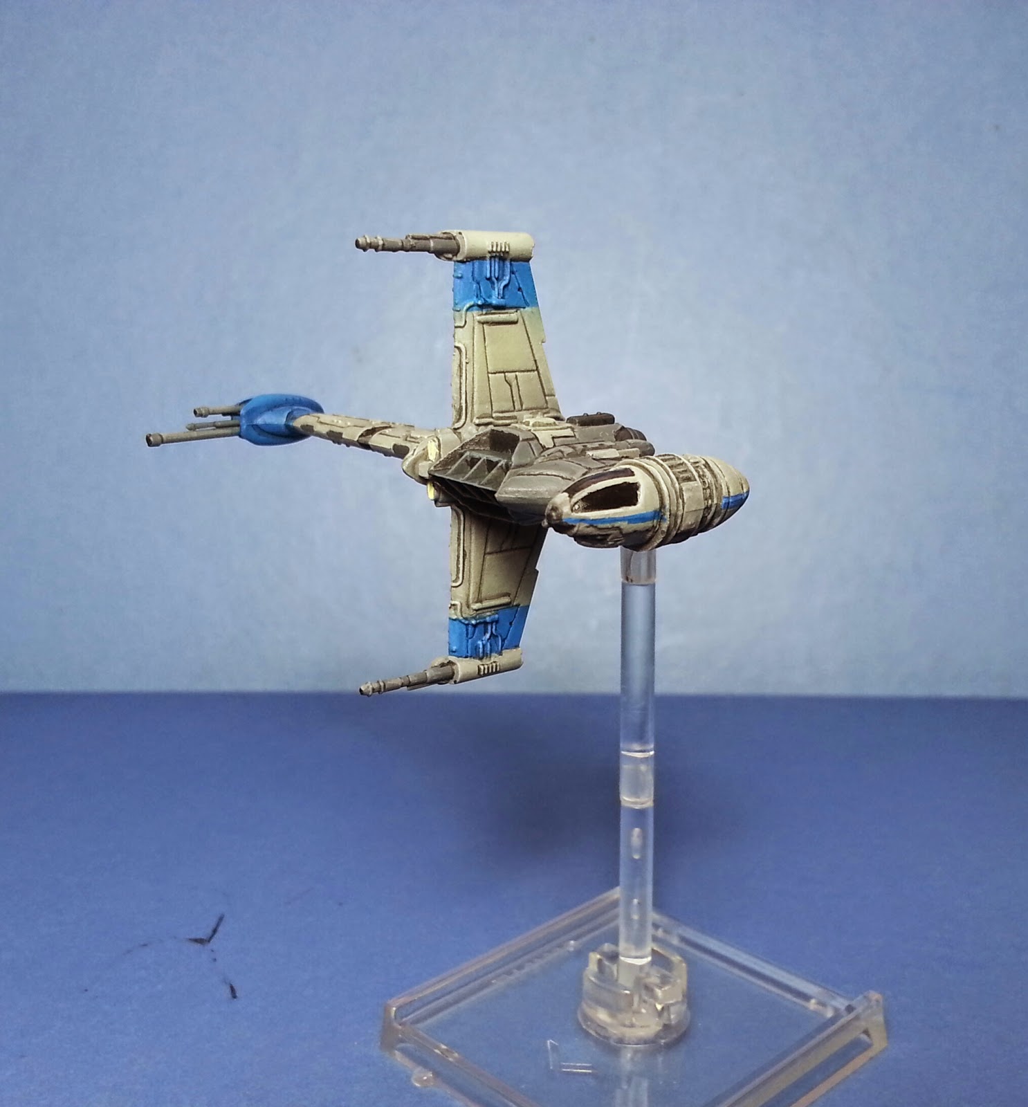 Manchando miniaturas: B-wing Blue Squadron X-Wing Miniature Game