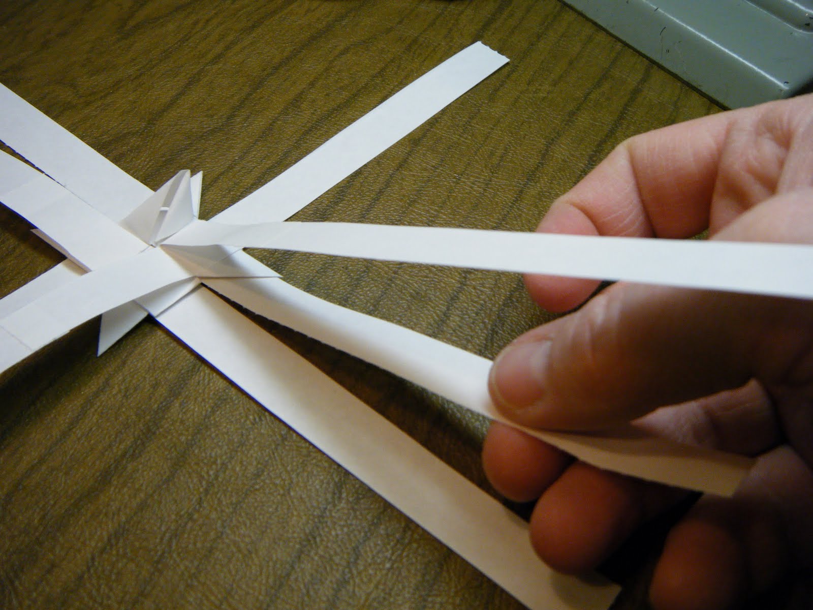What About Pie: Make a German Paper Star to hang on your Christmas tree!