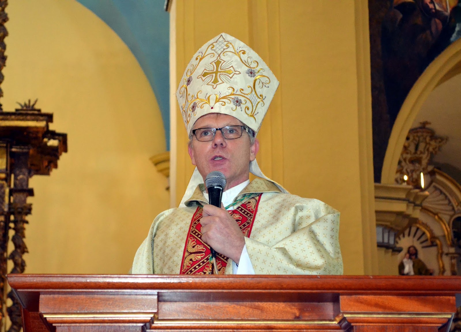 Digital Press: Se ordenó a nuevo Obispo para el Perú