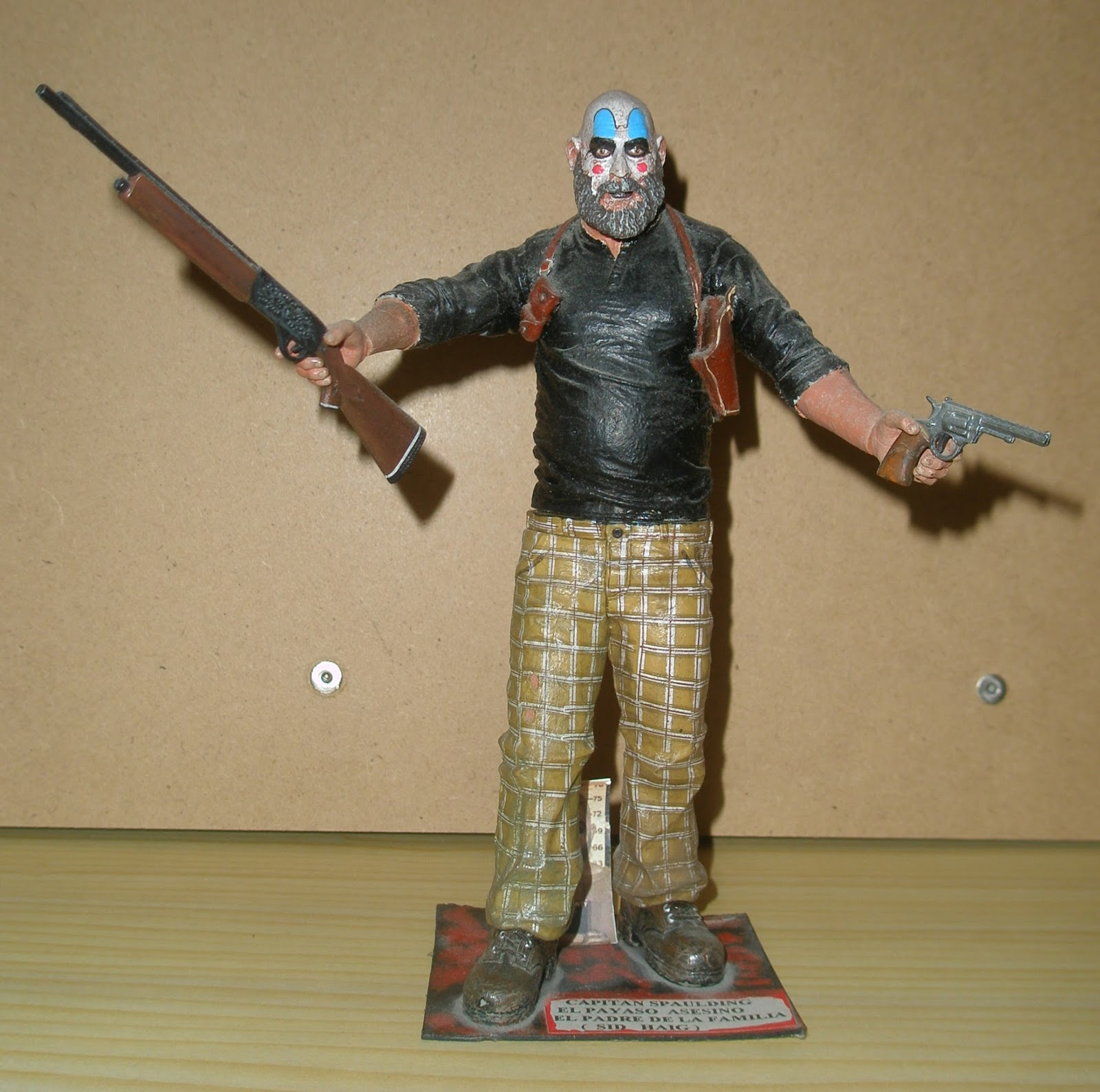 Colección de Habitación Figuras en Escala etc....: Capitán Spaulding ...