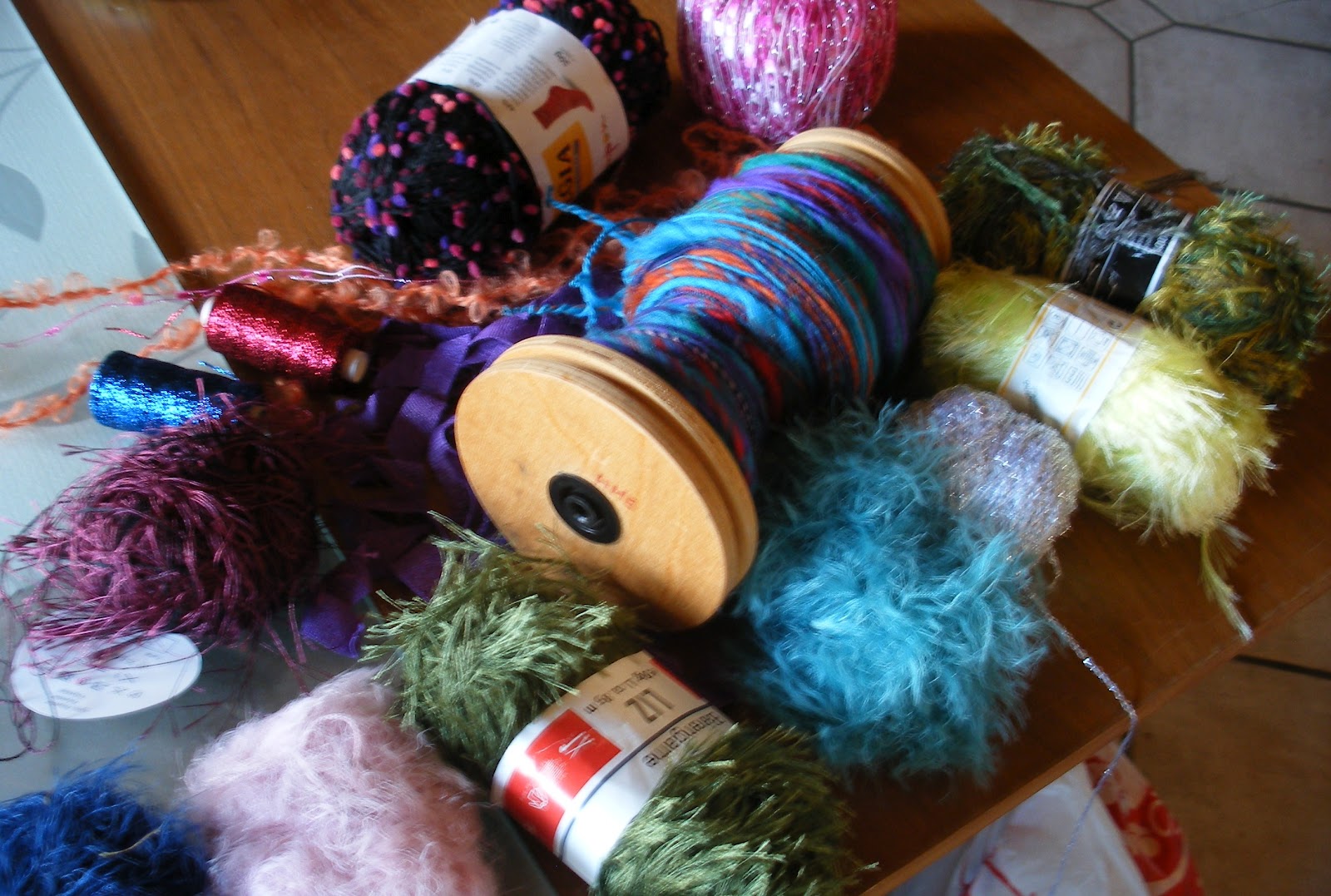 nana spinnt: *+~*Crazy--YARN*~+*