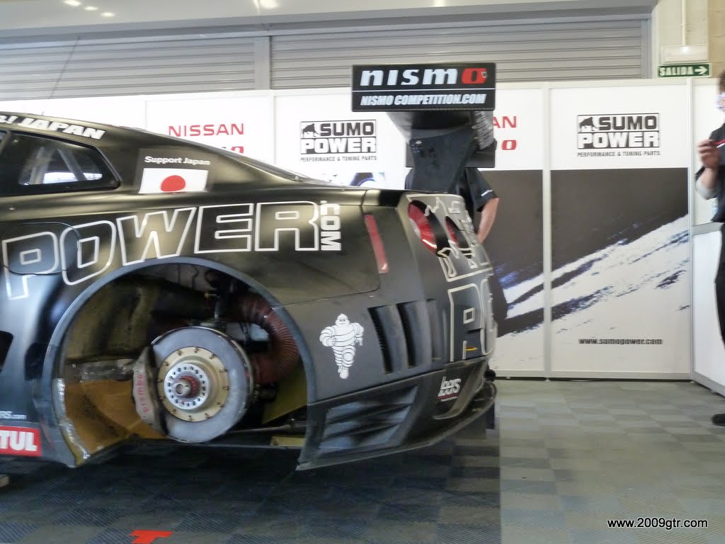 Sumo Power FIA GT1 Nissan GT-R: Up Close and Personal - 2009gtr.com