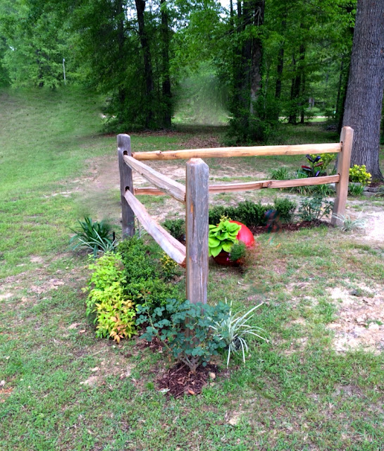 Two Men and a Little Farm: SPLIT RAIL FENCE FEATURES, INSPIRATION THURSDAY