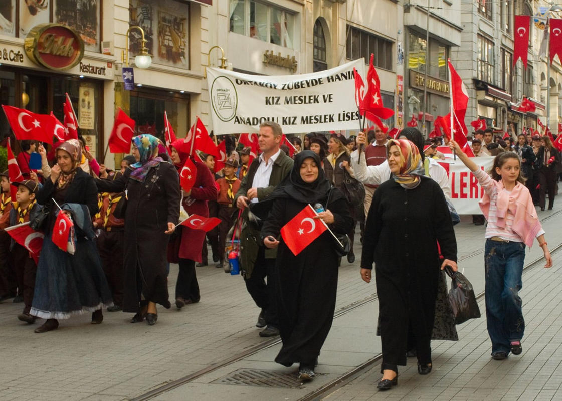 OLALEKAN ODUNTAN: Turkey Holidays and Festivals