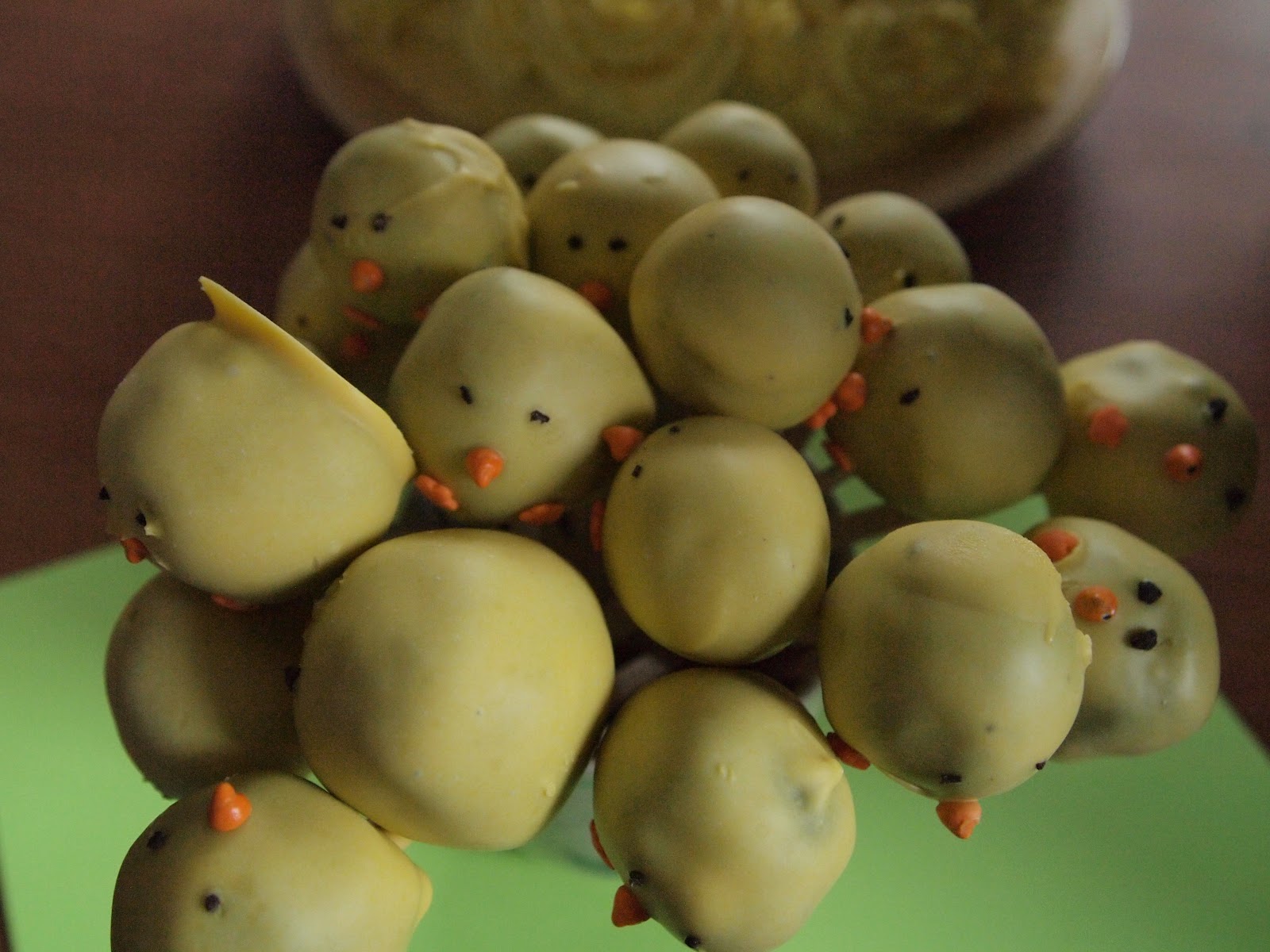 make it & fake it: Sister Sunday: Chicken Cake Pops