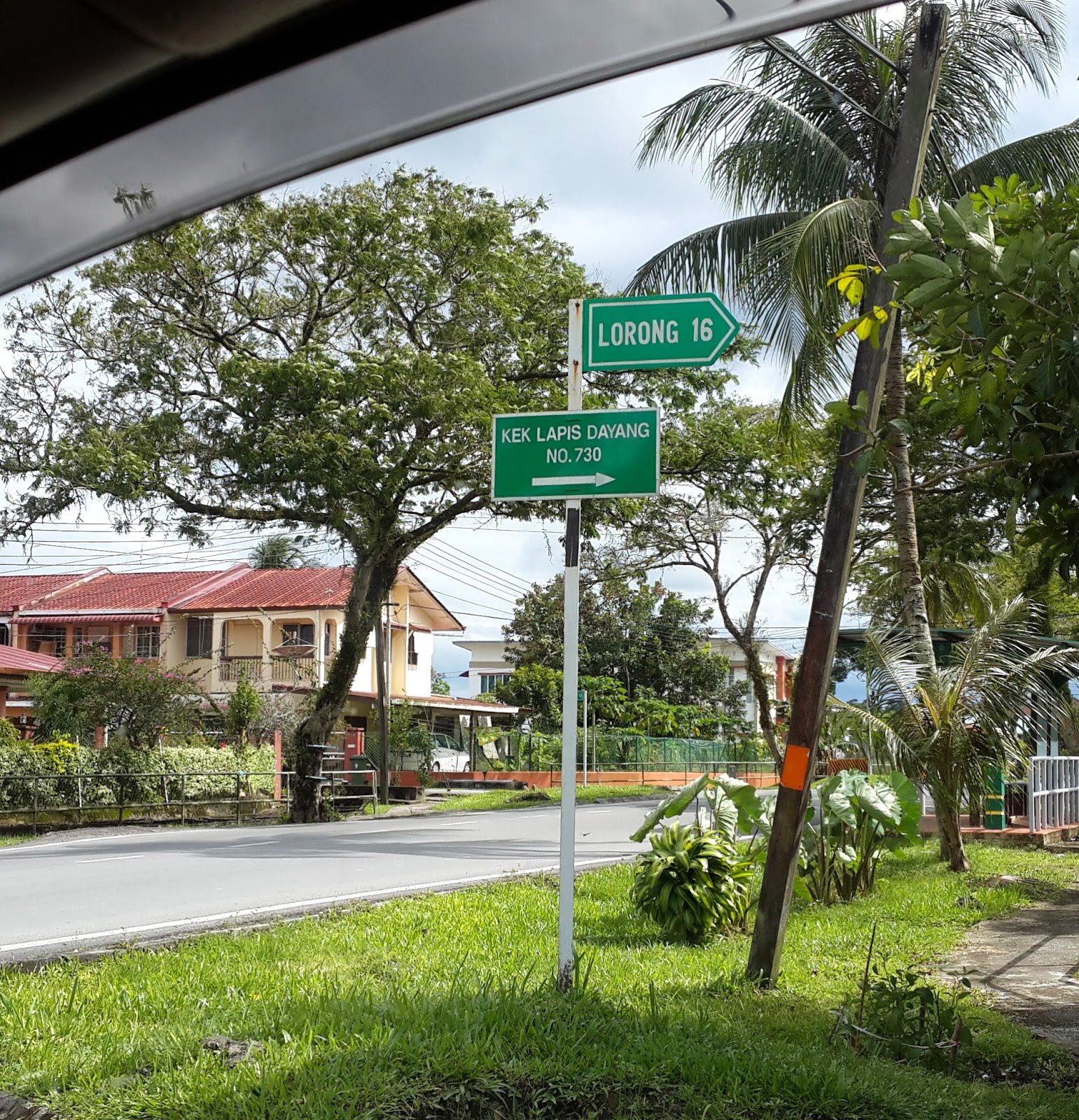 Blog Ibu Siti: Kek Lapis Dayang : Taman Desa Wira