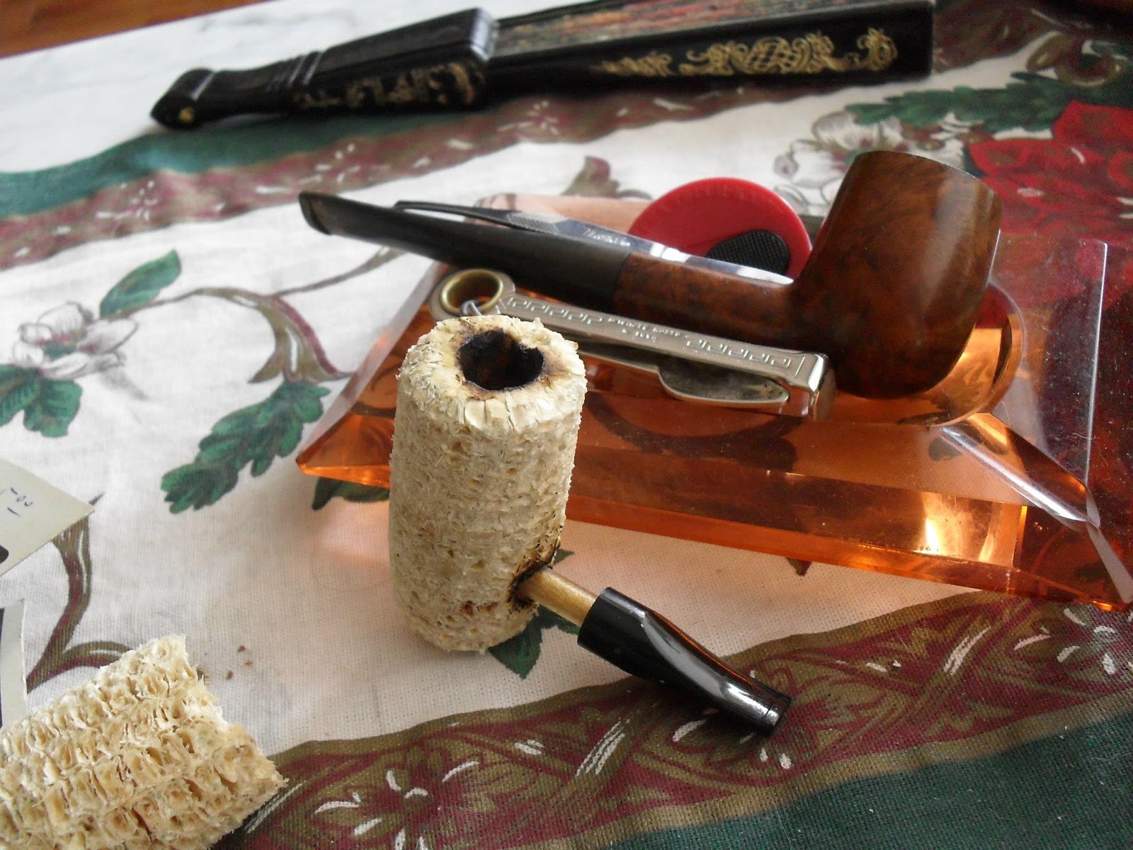 Hice una pipa de choclo (Corn Cob Pipe) | El trauma de la pipa
