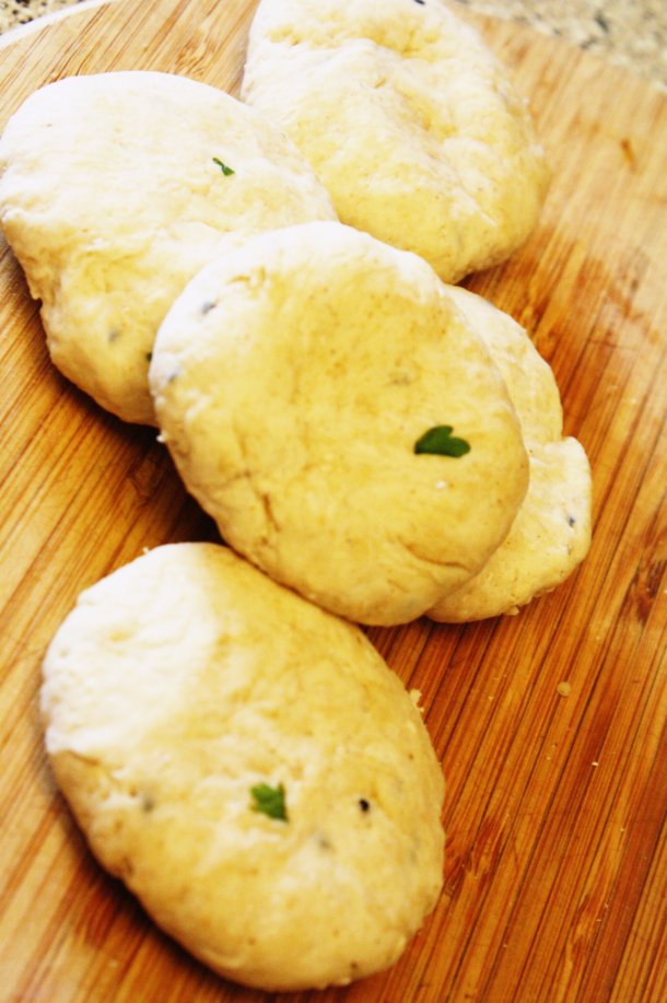 Food: Aloo Porota = potato stuffed paratha