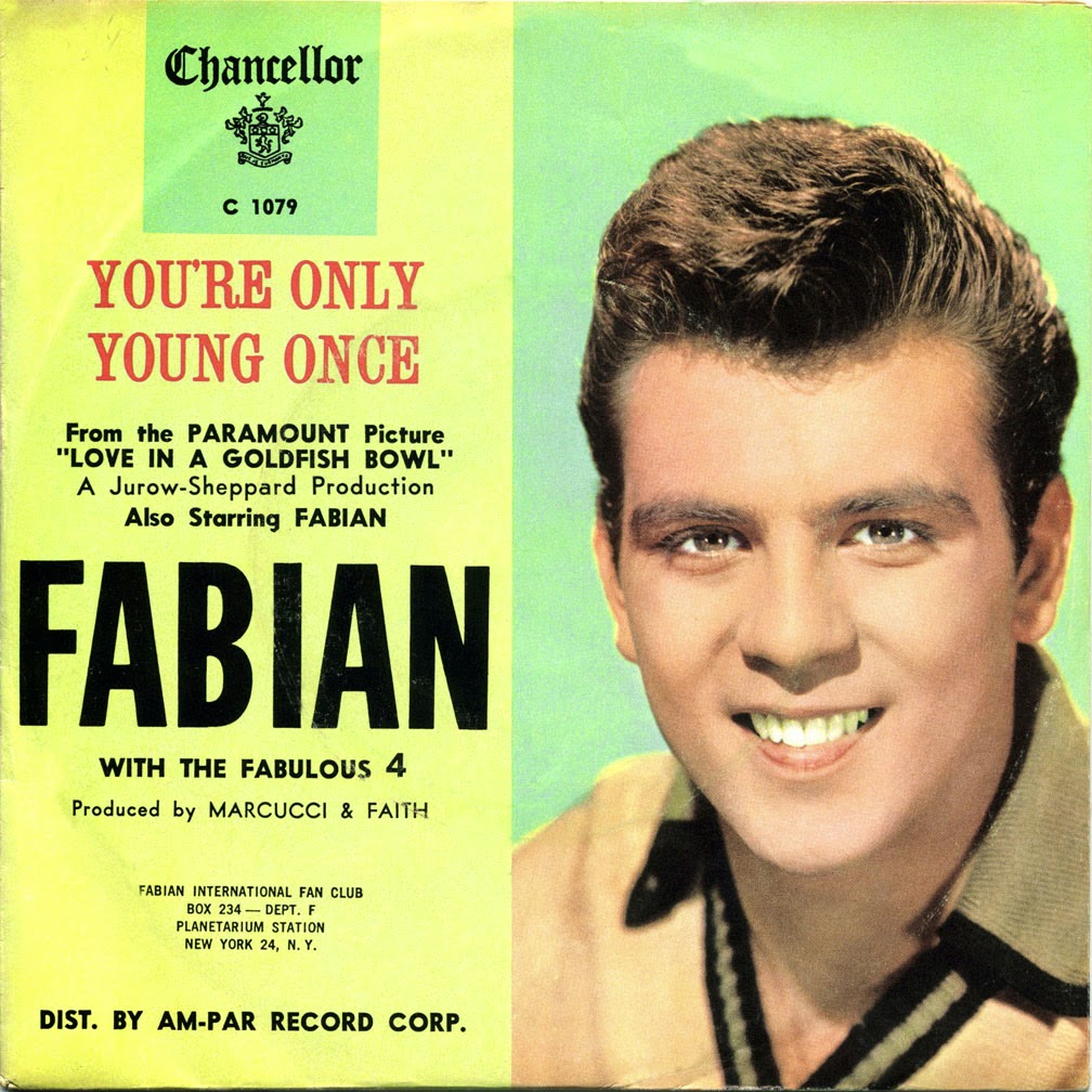 NOTICIAS Y EFEMERIDES MUSICALES Y DEL CINE: TEEN IDOLS, UN 06 DE ...