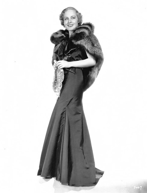 It's The Pictures That Got Small ...: THE SATURDAY GLAMOUR 15!