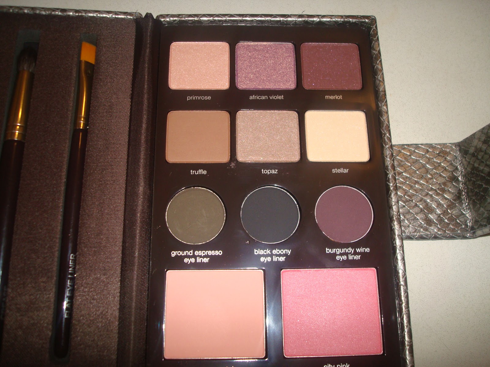 Beauty in New York City: Laura Mercier Limited Edition Luxe Colour ...
